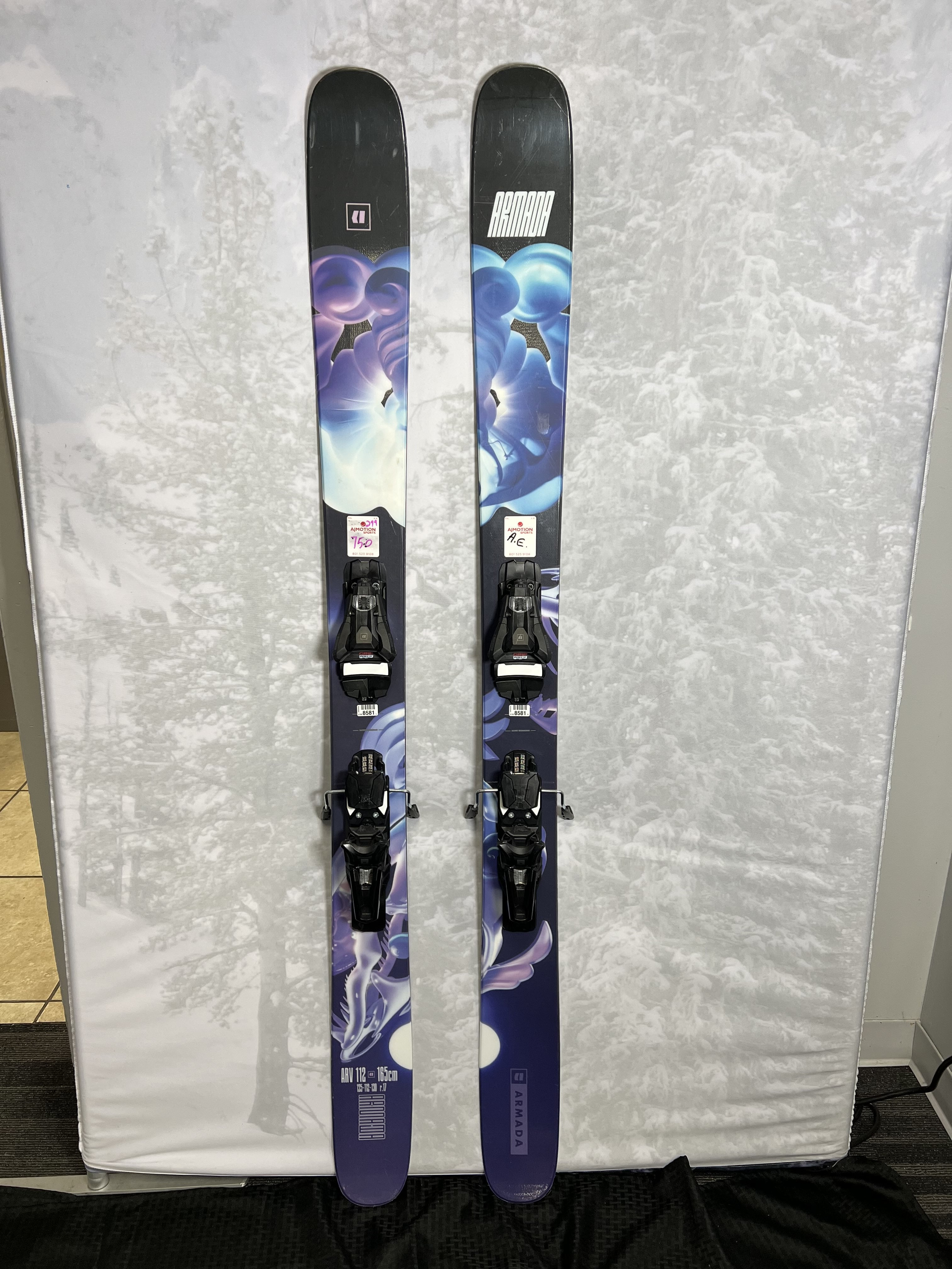 Lightly Used Armada ARV 112 165 cm Skis 2025 w/Armada Strive 11 GW Dem ...